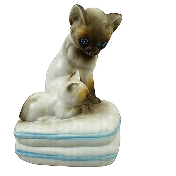 Mann | Accents | Vintage Siamese Cat Kitten Mann Music Box Plays You ...